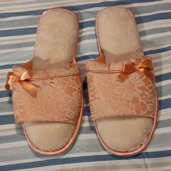 Source Unknown | Shoes | Vintage Elegant Lace Womens Slippers S | Poshmark